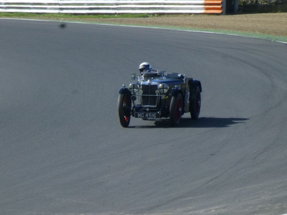 Triple-M Register Forums - Brands Hatch April 2nd