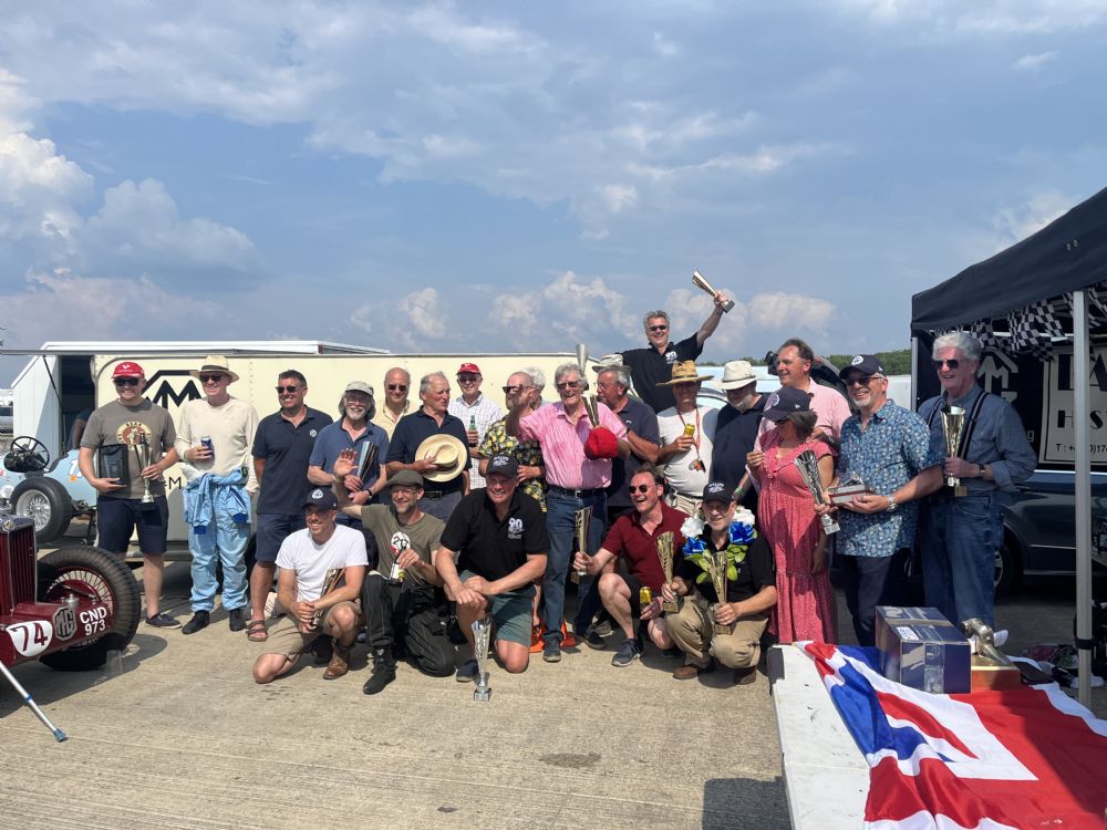 Triple-M Register Forums - Triple M Races - MGCC Silverstone 10/11th June