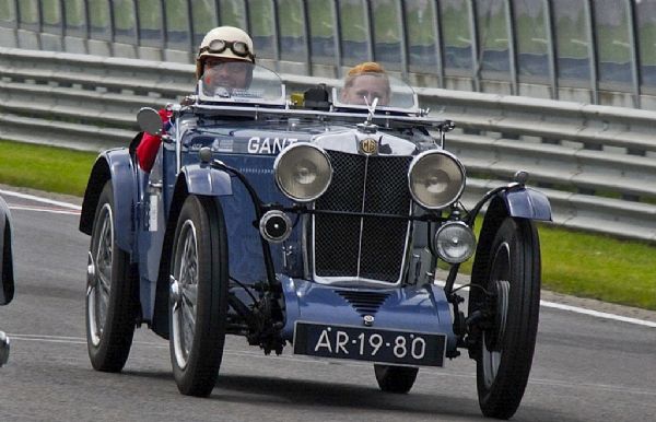 Triple-M Register Forums