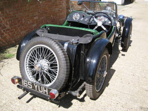 Triple-M Register Forums